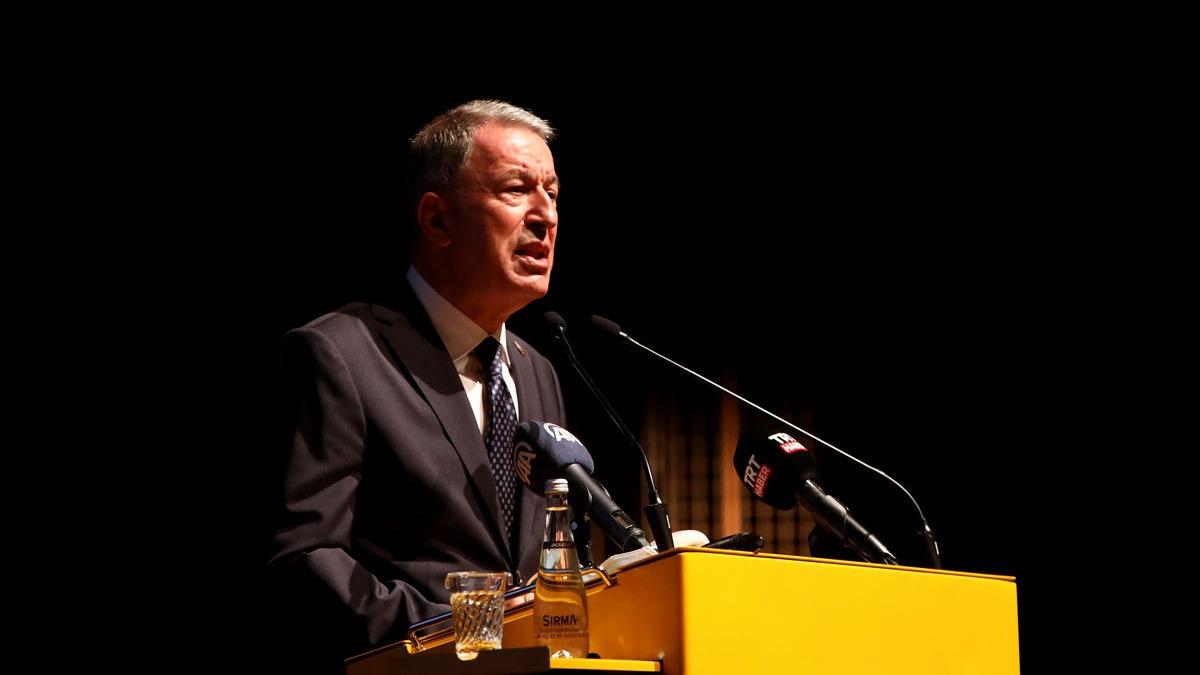 Bakan Akar: Savaş uçağı, hava savunma sistemi... Milli savunma, yerli ... Bakan Akar: Savaş uçağı, hava savunma sistemi... Milli savunma, yerli ...
